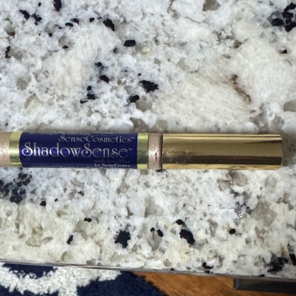 SeneGence | Makeup | Shadowsense By Senegence Light Gold Shimmer Shadow ...